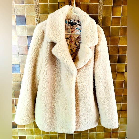 CHARLIE B | Jackets & Coats | Charlie B Faux Cream Fur Coat Size L ...
